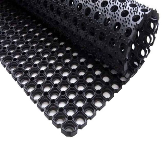 Rubber Grass & Ground Protection Mats 1.5m x 1m x 23mm - The Ideal Garden