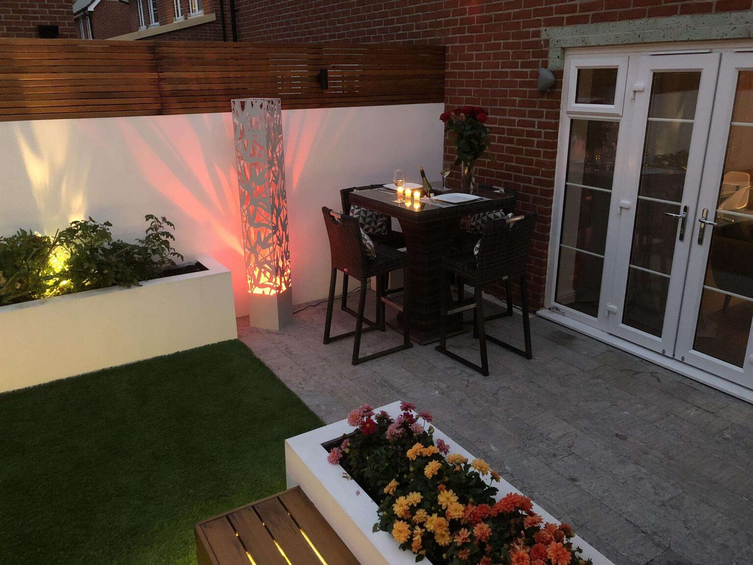 LED Light Towers 1800mm high x 265mm wide | Geo | Jet Black Powder Coat ...