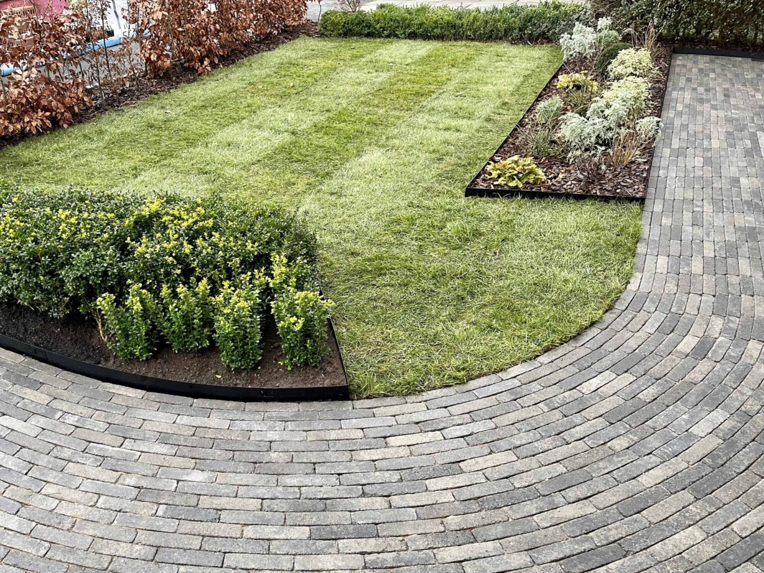 Buy Galvanised Domestic Lawn Edging | Pack of 5 Metres