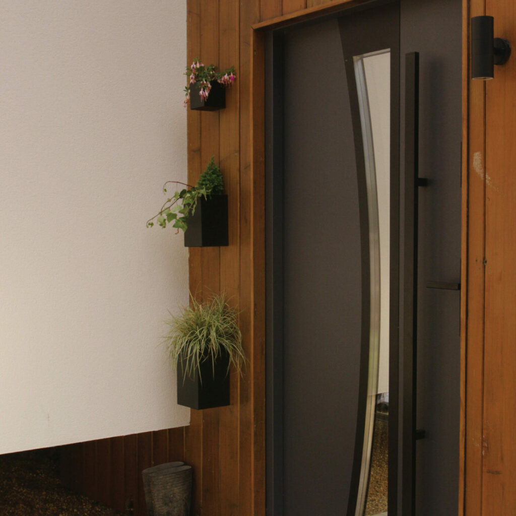 Small Box Planter | 125 x 125 x 200mm | Black or Corten Steel - The ...